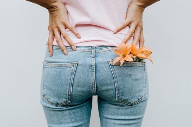 L’essere umano ha il sedere più grande di tutto il regno animale - Lo ...